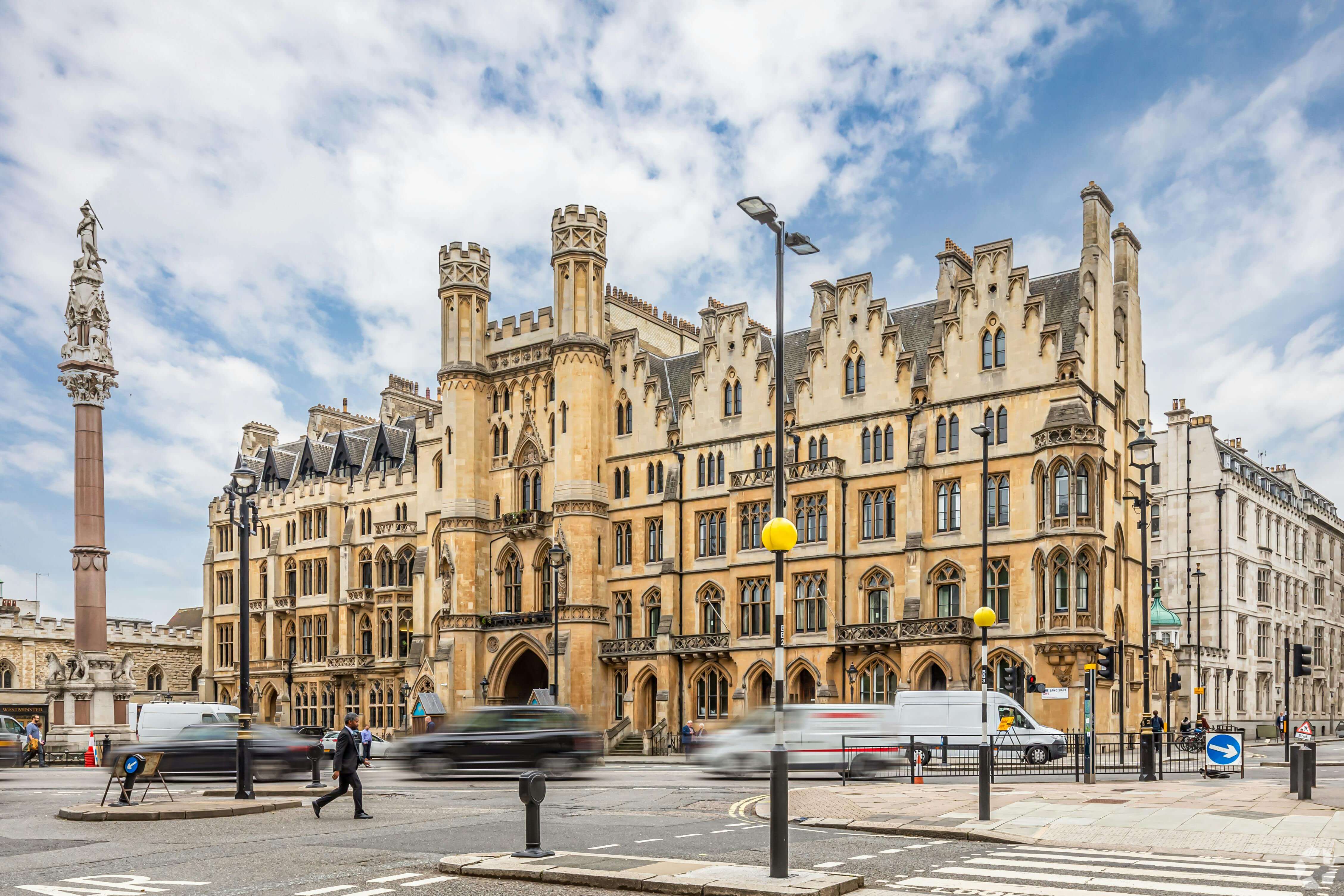 Carter Jonas and Crossland Otter Hunt Market Refurbished Office ...