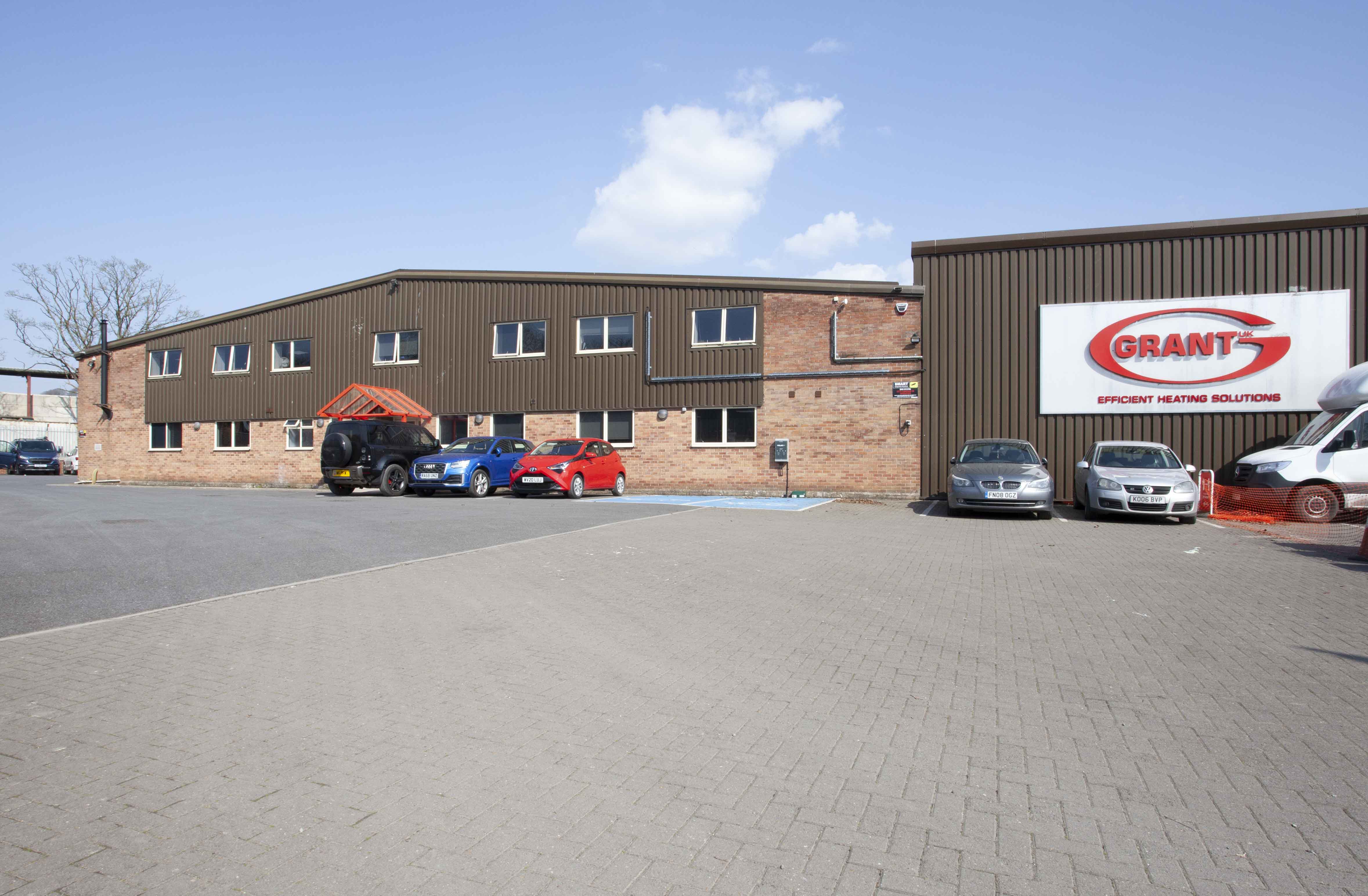 Industrial property acquired by Kidd Farm Machinery | Carter Jonas