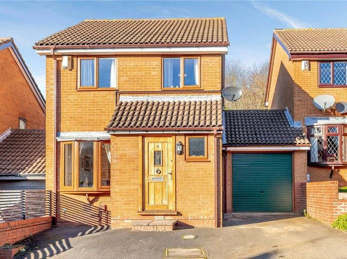 House For Sale In West Hunsbury Tideswell Close Nn4 Northampton